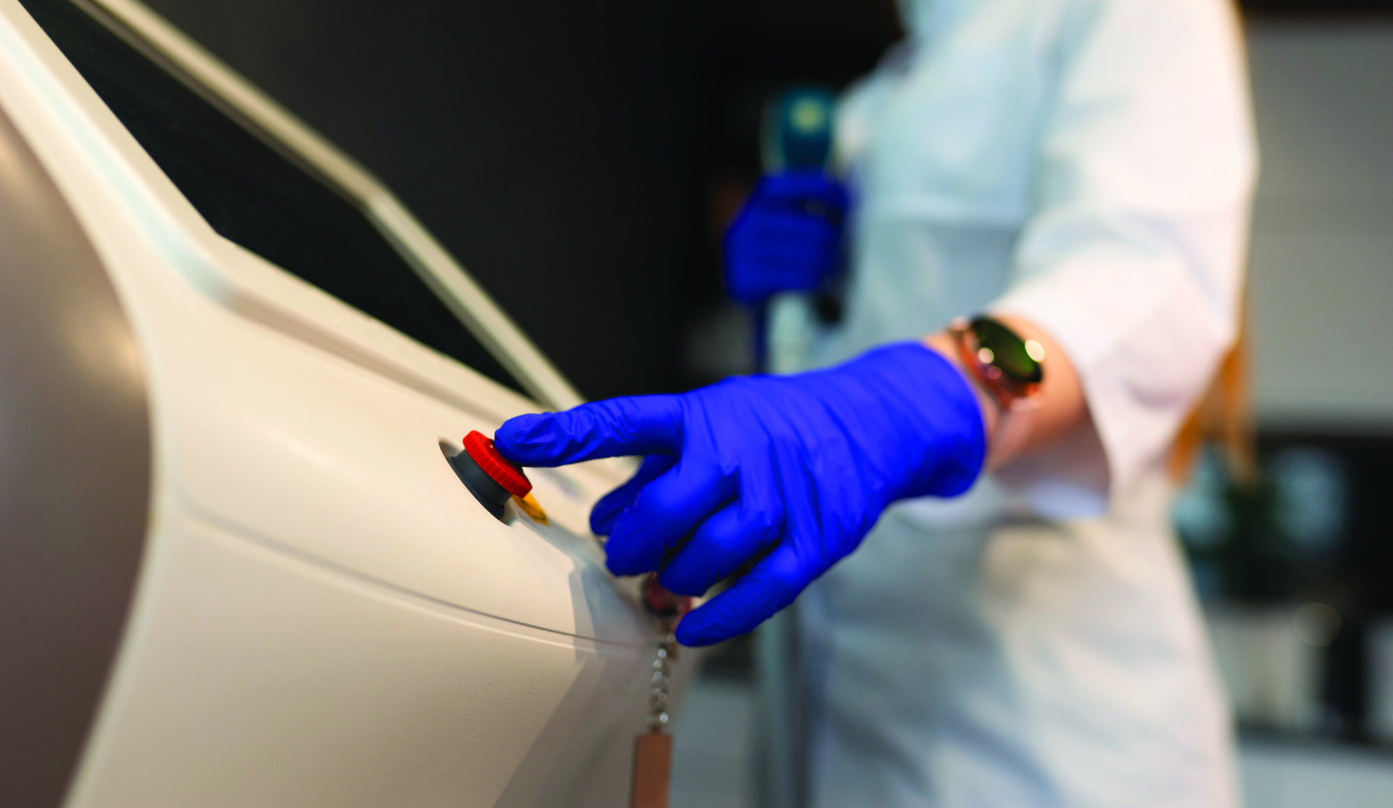 Emergency Stop Switch: Function & Regulations | Electronic Competence